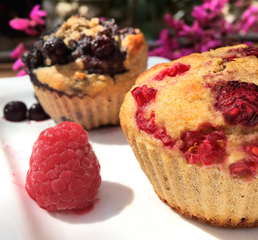 SØTE OG SUNNE BLÅBÆR-OG BRINGEBÆRMUFFINS PÅ 1-2-3 (ELLER TILSAMMEN 20 ...